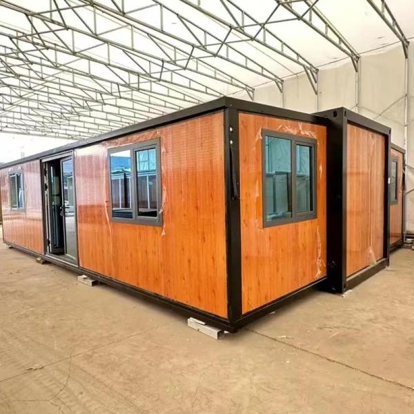 Quality Foldable and Movable Residential Container Houses Modern Design for Comfortable for sale