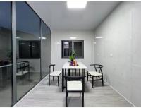 China Modular Prefab Tiny Homes Container Office Portable Apple Home Pod Movable Apple Cabin for sale