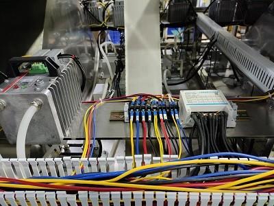 Cina Apparecchiature di asciugatura a vuoto a microonde di capacità da 1 a 10 T/h con tasso di riduzione dell'acqua del 95% in vendita