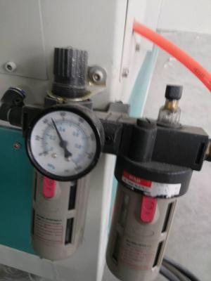 Chine Machine automatique de revêtement par pulvérisation en pierre douce avec système de pistolet automatique à vendre