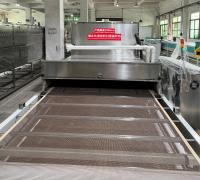 China Customizable Microwave Drying Line for Pulp Molding with Modular Multi-Zone Design and PLC Control for sale