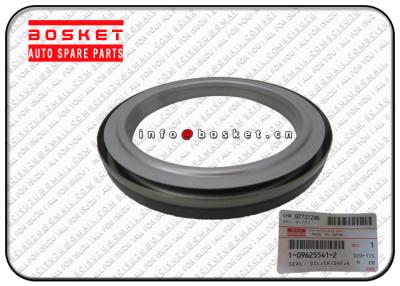 China 1-09625541-2 1096255412 Crankshaft Rear Oil Seal For ISUZU CXZ EVZ FRR FVR23 6SD1T for sale