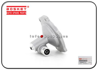 China 1-85860013-0 1858600130 Tachometer Drive Elbow Suitable for ISUZU 6RB1 CHR for sale