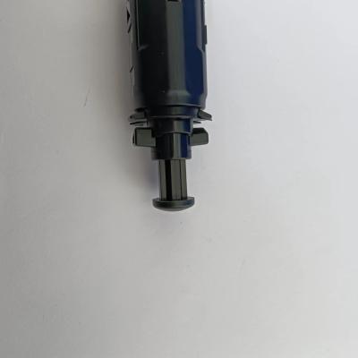 Cina 1978-1984 Interruttore di luci di arresto del freno per OPEL Movano Vivaro RENAULT Kangoo Clio 7700414988 Dimensione standard in vendita