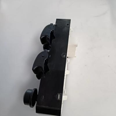 Cina Interruttore di finestra elettrico nero compatibile per Tucson 2010-2015 OEM NO 93581-2S000 in vendita
