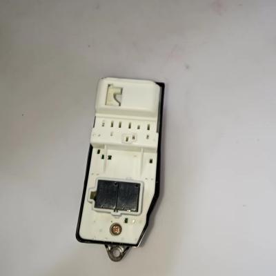 Cina 84820-52170 Power Window Switch per Toyota Yaris Verso 1999-2005 Sostituzione/riparazione in vendita