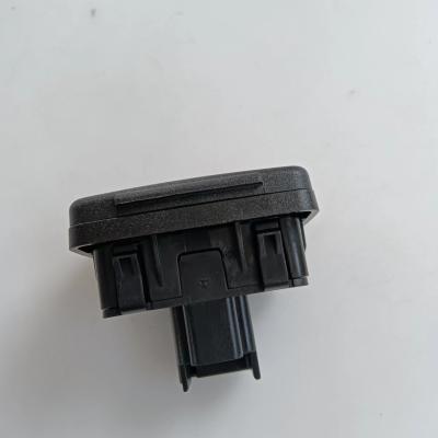 中国 Ford F150 FL3Z-19N236-A 2015-2016 3.5FLEXエンジンのバック・センター・コンソール電源出口 販売のため
