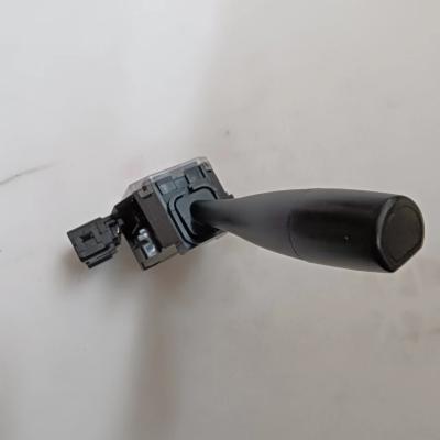 China UJ06-66-122 UJ0666122 koplamp Draai Signaal Schakelaar voor Mazda B2500 B2600 BT-50 auto Onderdeel Te koop