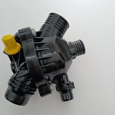 Cina 1993-1999 Anno Termostato alloggiamento 11537549476 per BMW E60 E65 E90 E91 E92 E83 X3 E85 Z4 in vendita