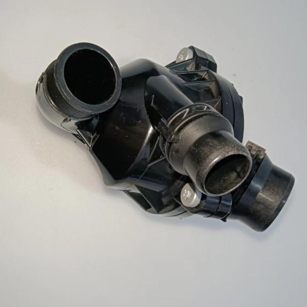 Quality Car Engine Coolant Thermostat Housing Assembly for BMW X6 Year 2006-2013 Metal for sale