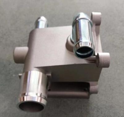 Cina Parti auto presa d'acqua L327-15-17Z per sistema di raffreddamento del motore Mazda in vendita