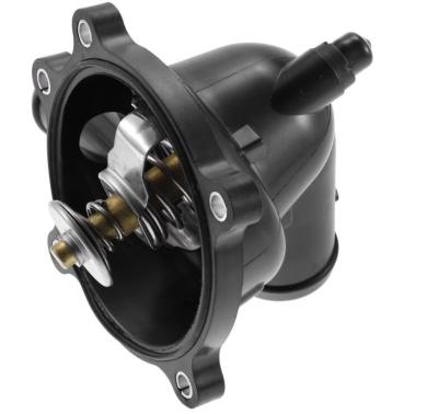 Chine Assemblage du boîtier du thermostat de refroidissement du moteur en métal plastique pour Audi A6 S6 S6 S8 Q7 Volkswagen Touareg Noir à vendre