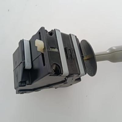 Cina Interruttore di luci per auto altamente resistente OEM NO 770146629 per Renault 2.3 dCi 170 in vendita