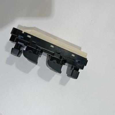 Cina ABS veicolo 1.6 Motor Power Window Switch 8-97396538-0 Sostituzione rapida e semplice in vendita