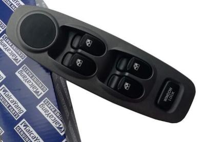 Cina Master Power Window Switch 93570-25000 per Hyundai Accent Verna 2000-2005 e Durable in vendita