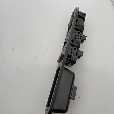 Cina OEM NO 6554.KT Interruttore di finestra di alimentazione per Peugeot 307 CC e SW modelli 2003-2008/2002-2014 in vendita