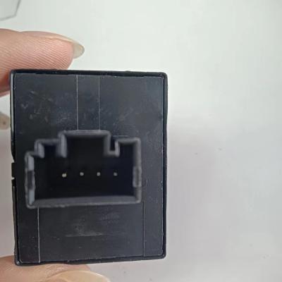 Cina Sostituzione del pulsante di cambio della finestra Chrome Power Master per VW Passat B6 Eos Golf 5 6 R32 GTI MK5 MK6 in vendita