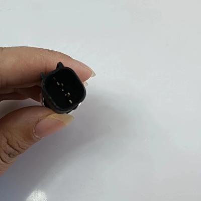 Cina LAMPATTO DI FRENO per 2013-2018 Chevrolet Trax 1.4 Motore AC Delco Back Up Light in vendita