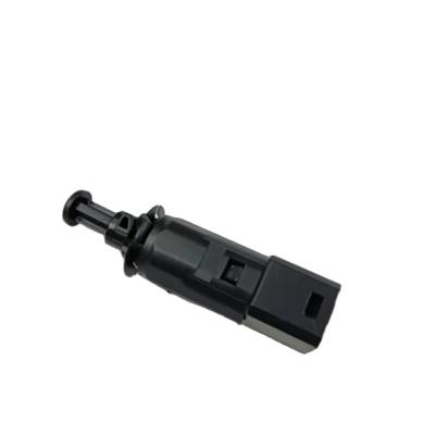 中国 50-0143 ブレーキライトスイッチ Nissan Aprio 2008-2010およびRenault 参照番号 50-0143 販売のため