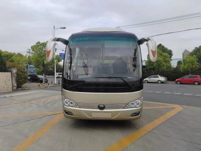 China De gebruikte Passagier traint 8 Meters Hand van Transmissie Jonge Tong Bus ZK6816 Zeldzame Motor 32 ZetelsAirconditioner Te koop