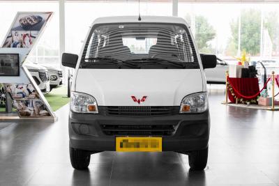 中国 2ndhandミニバス 7座 オイルエンジン ウーリング L2E ミニバンモデル エアコン 販売のため