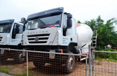 China Hongyan 6*4 Iveco Pequeño camión mezclador de hormigón 5 cubic 10 neumáticos Dirección izquierda Euro 4 en venta