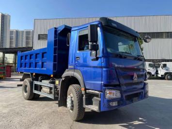 Cina Howo Trucks in vendita Ghana carico 16 tonnellate 300hp molto potente manovra sinistra Euro 2 in vendita