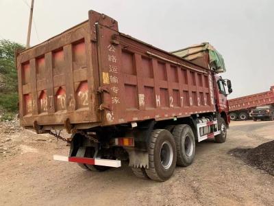 Cina Camionetti di gomma usati con prezzi 10 ruote Foton Dumper carica 30 tonnellate grande secchio con copertura in vendita