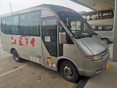 중국 2013 년은 연안 무역선 버스 MT 17 좌석 소형 버스 디젤 엔진 LHD 2798ml 진지변환을 사용했습니다 판매용