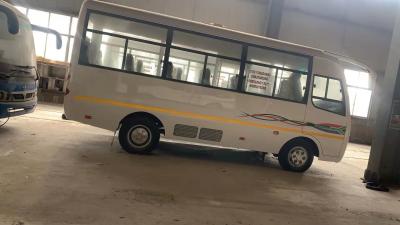China 19 asientos 2015 dirección usada año de Mini Bus With RHD en venta