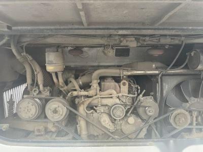 Cina Gli più alti sedili che usati del modello KLQ6882 39 del bus il telaio d'acciaio ha usato porte del motore 162kw della parte posteriore di Yuchai del bus del passeggero le singole hanno lasciato il manzo in vendita