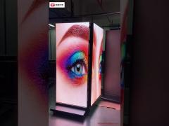 A posição dobro da cara conduziu o cartaz de P2.5 SMD conduziu a exposição