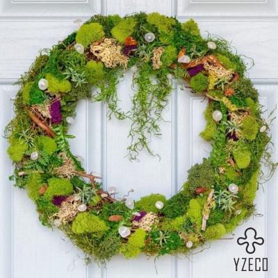 Cina Decorazione ufficio Eco-friendly Logo personalizzato accettato Topiario secco conservato Giraffa di muschio in vendita