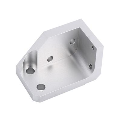 Cina Ricambi di alluminio per macchinari CNC di precisione personalizzati in vendita