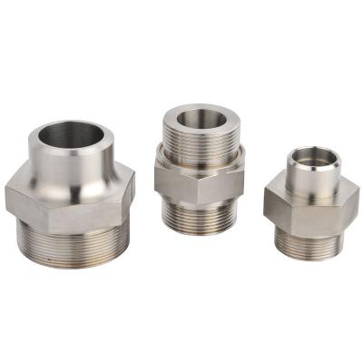 China Adaptador de mangueira de metal industrial com máquina CNC e tolerância /-0,05 mm à venda