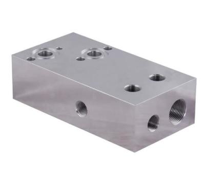 Cina SGS OEM Precision Machining Tube Metal Processing Machinery Parts per la lavorazione CNC in vendita
