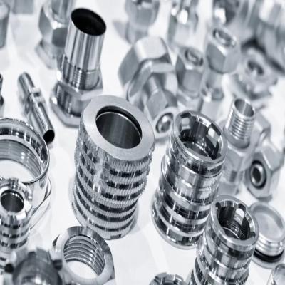 Cina OEM CNC Machining di raccordi per tubi di rame con certificazione CE e tolleranza /-0,05 mm in vendita