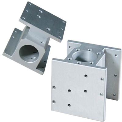 Cina Parti di precisione certificate RoHS CNC Machining Manifold Block con design personalizzato in vendita
