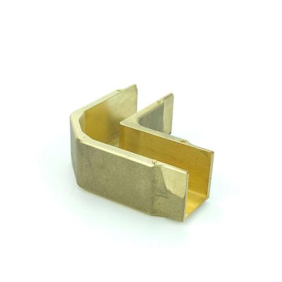 China Peças de torno CNC de alumínio de latão padrão ASTM fabricadas sob medida com alta precisão à venda
