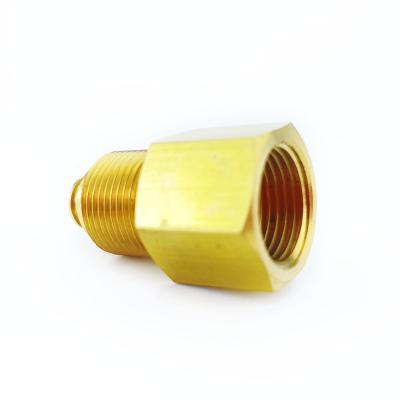 Cina Tolleranza personalizzata /-0,05 mm Nipple in ottone per accessori meccanici CNC di precisione in vendita
