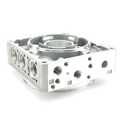 China Metallbearbeitungsmaschinen Teile kundenspezifische CNC-Ventilblöcke mit hoher Präzision zu verkaufen