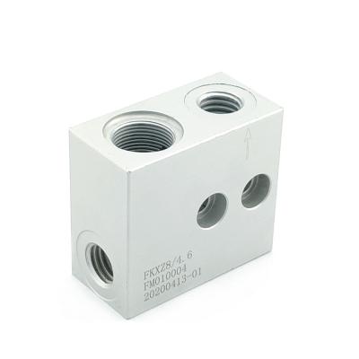 China Präzisions-CNC-bearbeitetes Aluminium-hydraulisches Gelenkblock mit Toleranz von /-0,005 mm zu verkaufen