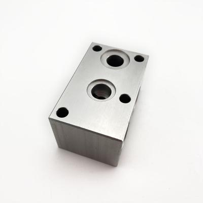 China Gepersonaliseerde CNC-gebewerkte kleppenadapters Hydraulisch manifoldblok voor hydraulische systemen Te koop