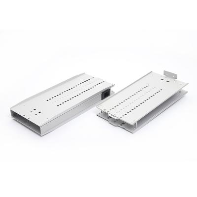 Cina OEM Stamping Metal Cabinet Parti personalizzate per le vostre esigenze di personalizzazione in vendita