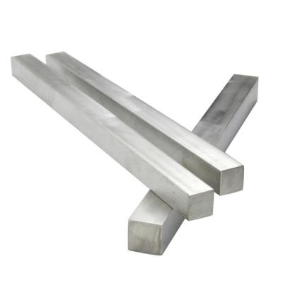 Cina Barre di quadrato standard di acciaio inossidabile dell'en Sus304 12mm Rod quadrato in vendita