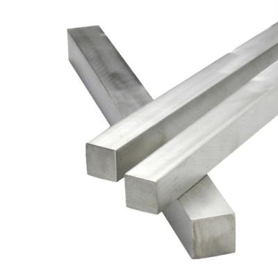 Cina Barre di quadrato standard di acciaio inossidabile dell'en Sus304 12mm Rod quadrato in vendita