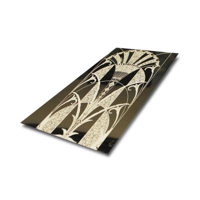 Cina Strato decorativo di acciaio inossidabile di colore dorato della decorazione 1500mm per le cabine dell'elevatore in vendita