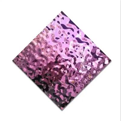 Cina 0.2 mm Spessore Acqua ondulata lamiera in acciaio inossidabile PVD colore SS lamiera bordo a fessura in vendita