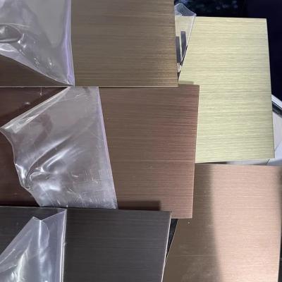 Cina 304 Ti finitura lamiera di acciaio inossidabile 4X8 lamiere di metallo colorato decorativo Ss in vendita