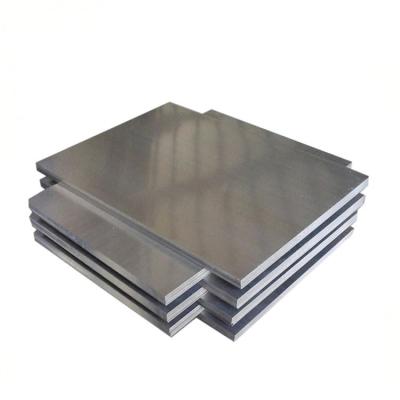 Cina 302 304/316/409/410 AISI Ss 201 304 304L 316 316L 310S 321 2205 904L Cold Hot Rolled 2b Ba No. 4 Hl No. 8 Surface Stainless Steel Sheet in vendita